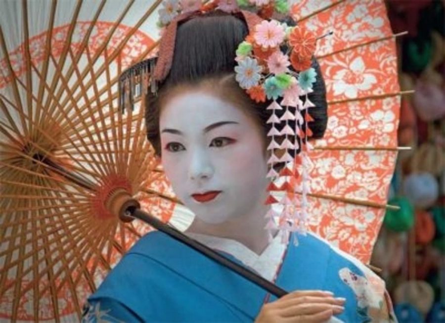Qué es una geisha y qué hace: la historia y el presente