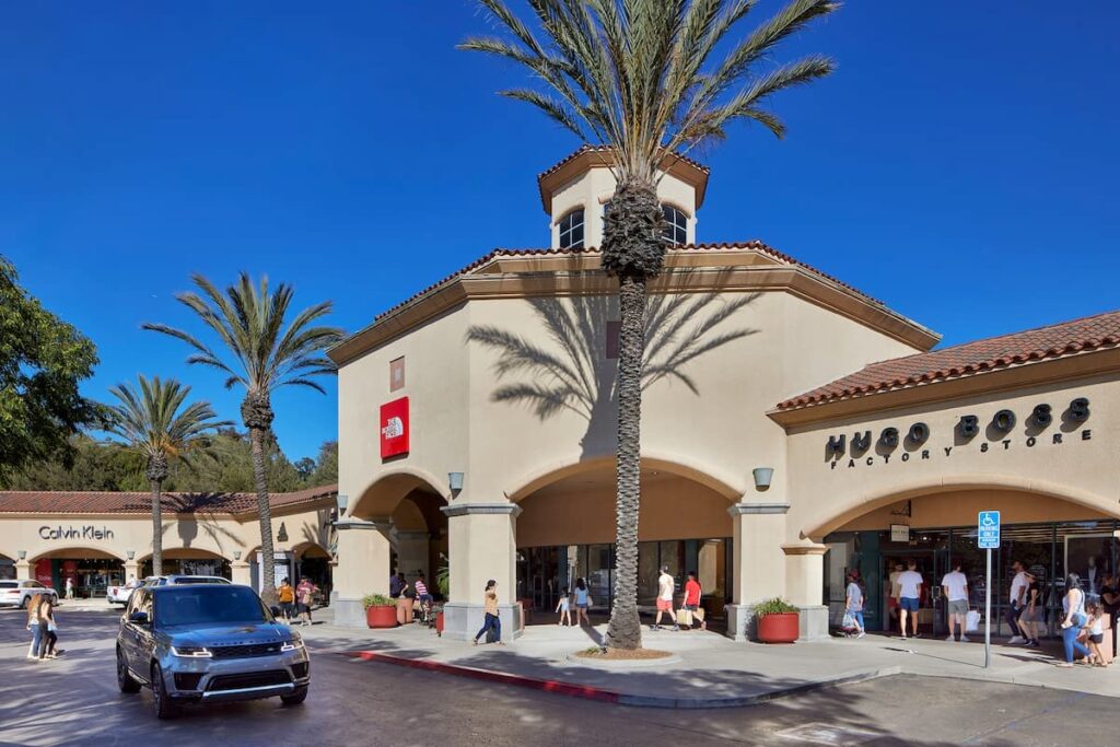 Premium Outlets Los Angeles: las mejores marcas a los mejores precios