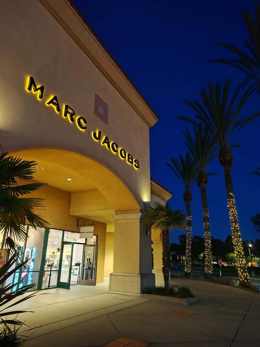Premium Outlets Los Angeles: las mejores marcas a los mejores precios